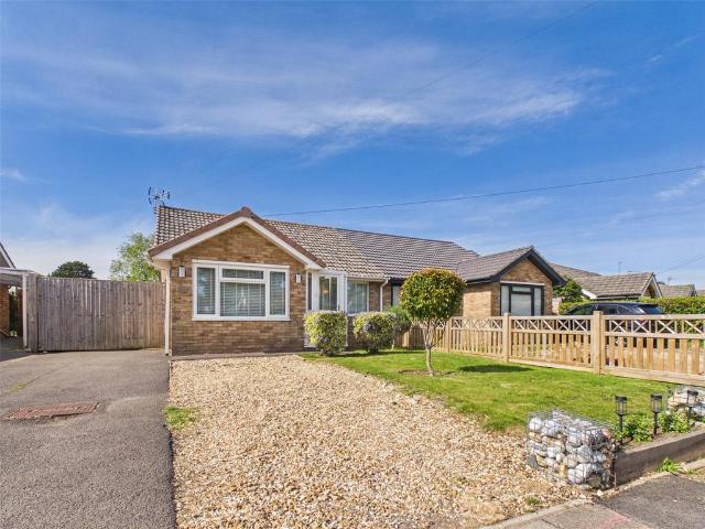 2 bedroom bungalow for sale