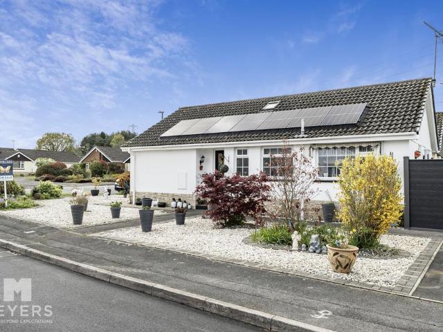 2 bedroom bungalow for sale
