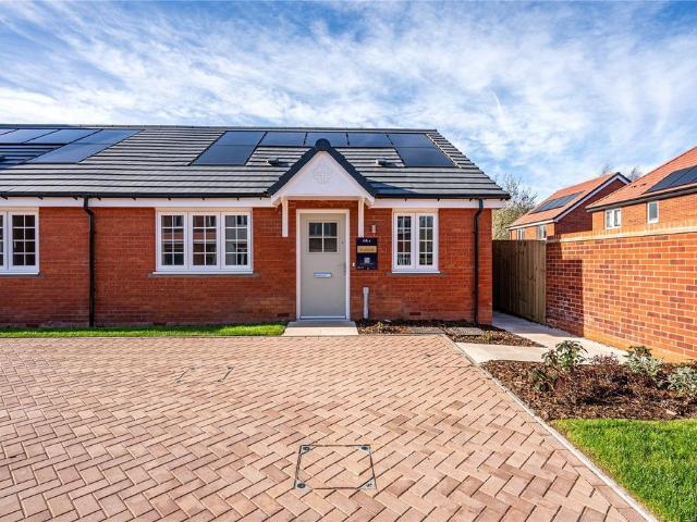 2 bedroom bungalow for sale