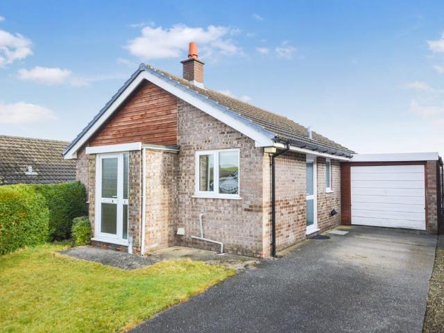 2 bedroom bungalow for sale