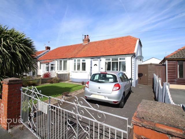 2 bedroom bungalow for sale
