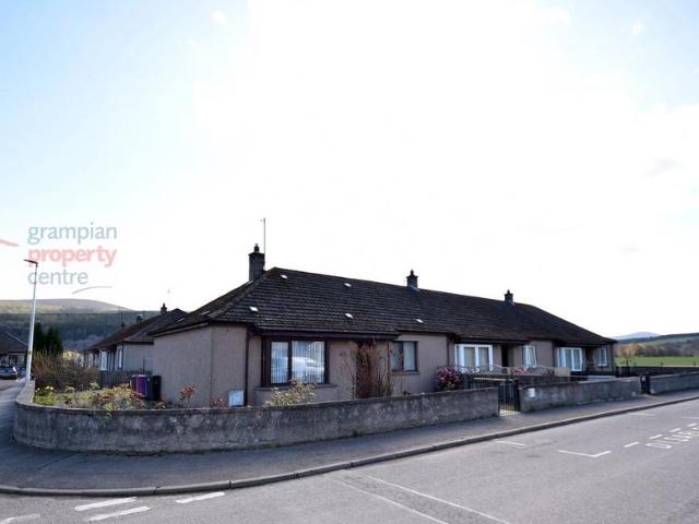 2 bedroom bungalow for sale