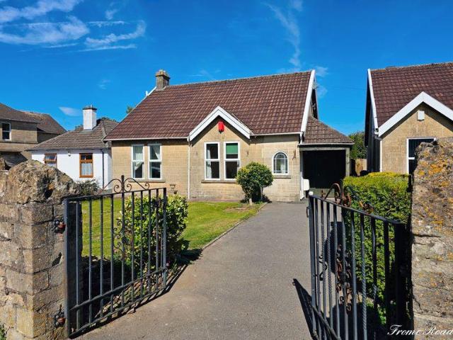 2 bedroom bungalow for sale
