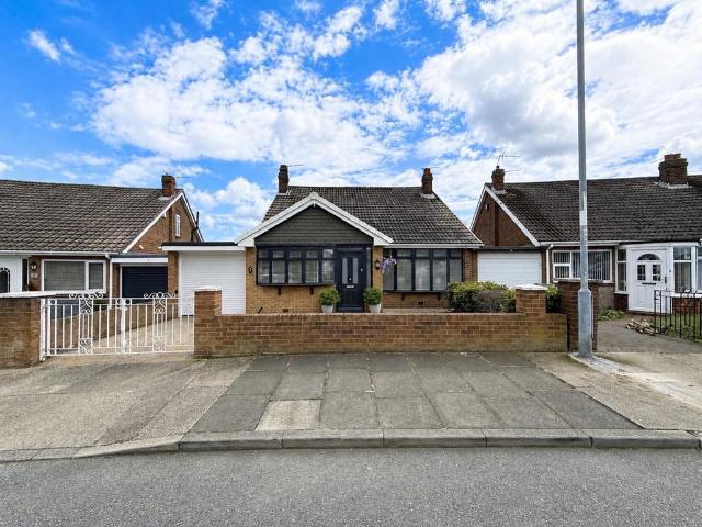 2 bedroom bungalow for sale