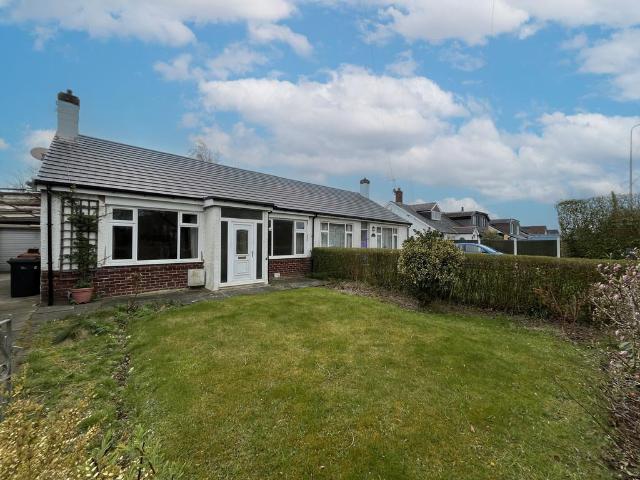 2 bedroom bungalow for sale