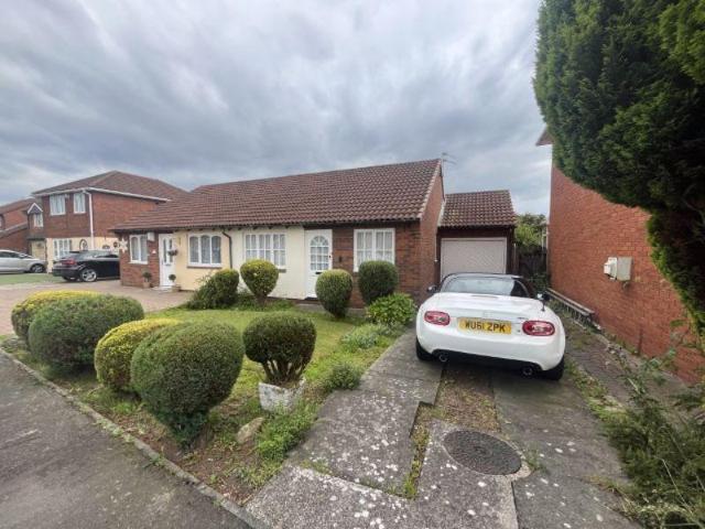 2 bedroom bungalow for sale