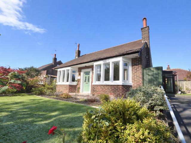 2 bedroom bungalow for sale