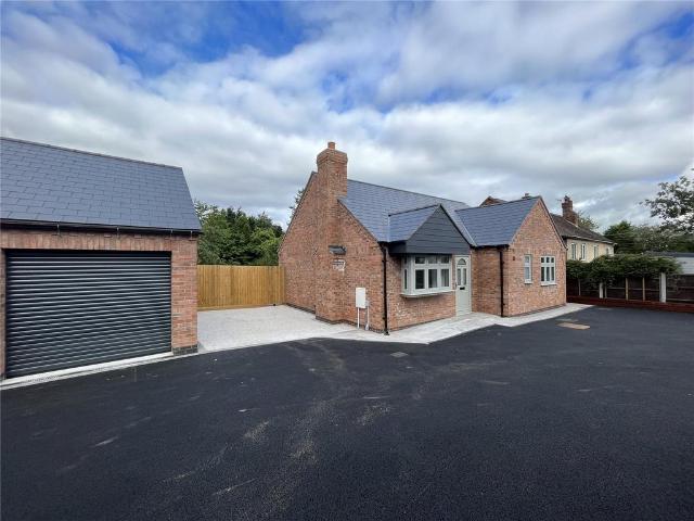 2 bedroom bungalow for sale