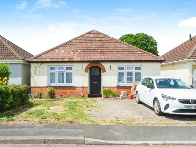 2 bedroom bungalow for sale