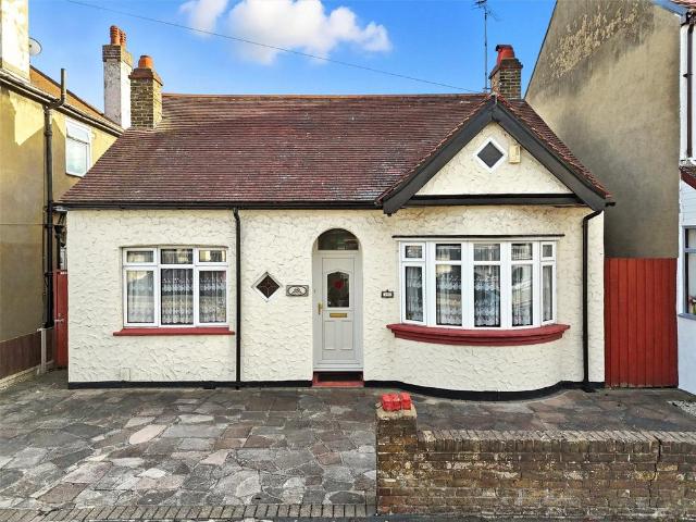 2 bedroom bungalow for sale