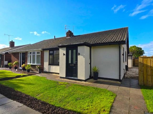 2 bedroom bungalow for sale