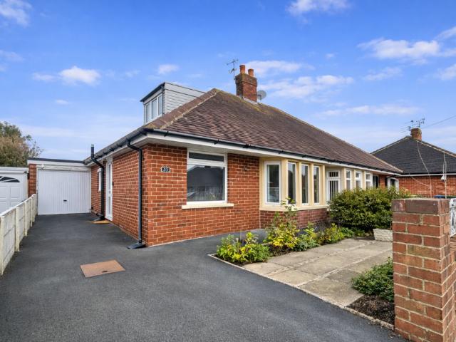 2 bedroom bungalow for sale