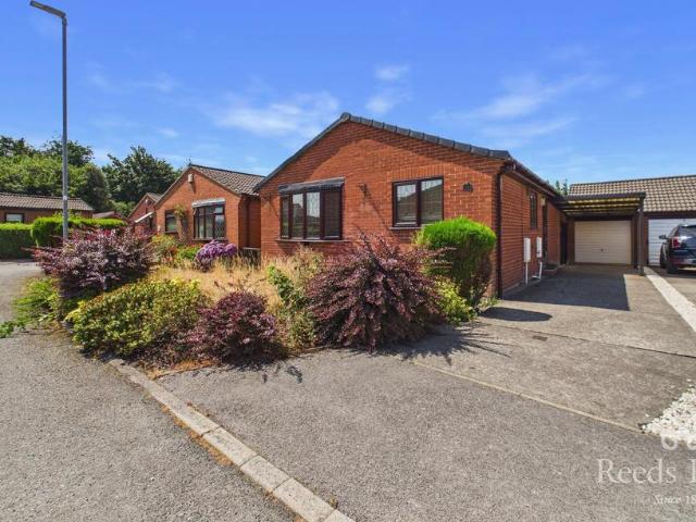 2 bedroom bungalow for sale