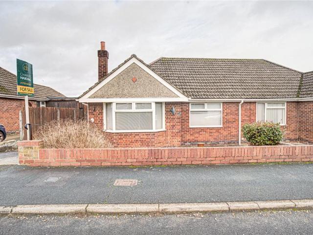 2 bedroom bungalow for sale