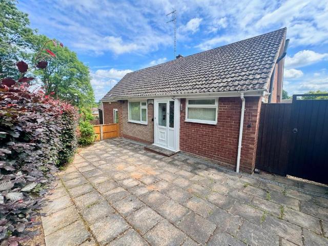 2 bedroom bungalow for sale