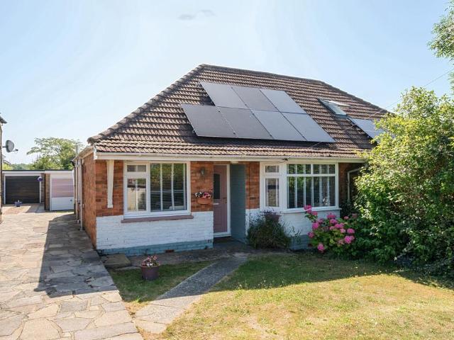 2 bedroom bungalow for sale