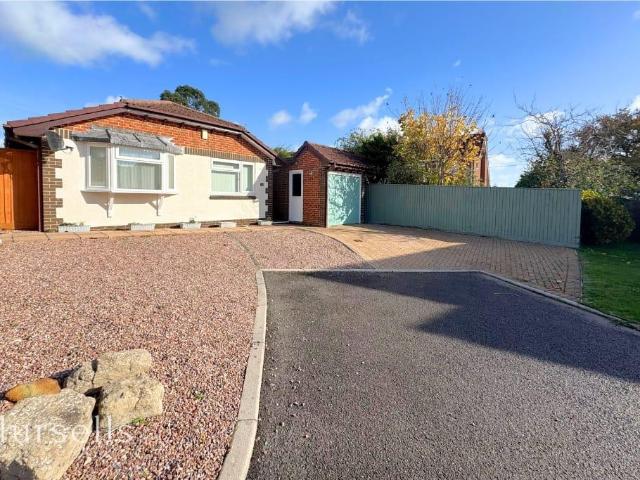 2 bedroom bungalow for sale