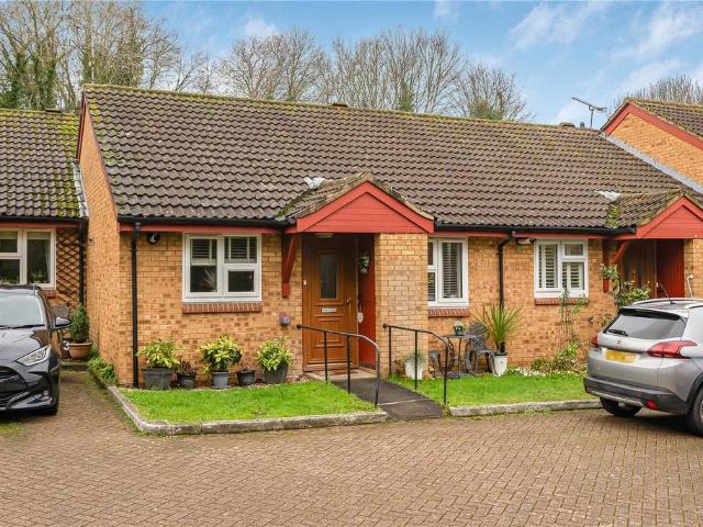 2 bedroom bungalow for sale
