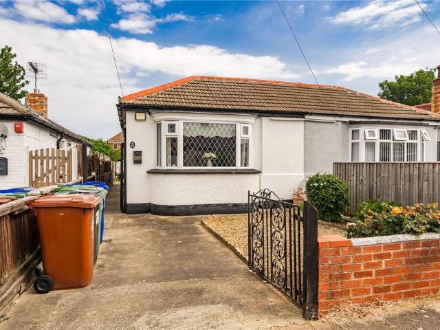 2 bedroom bungalow for sale