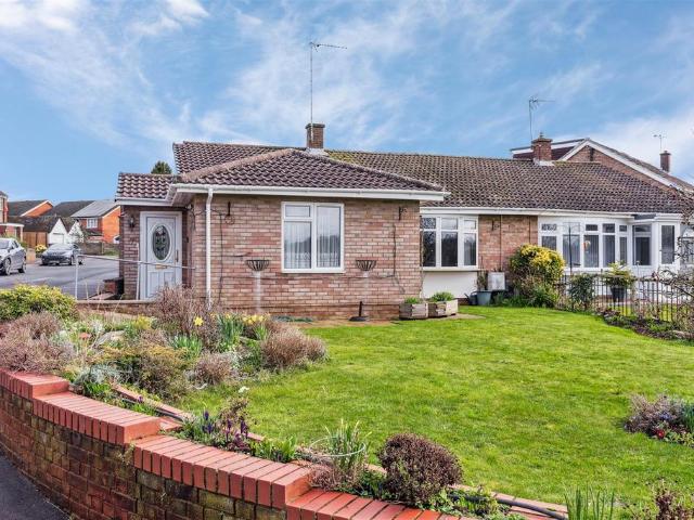 2 bedroom bungalow for sale