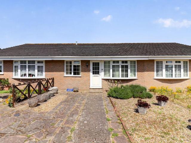 2 bedroom bungalow for sale