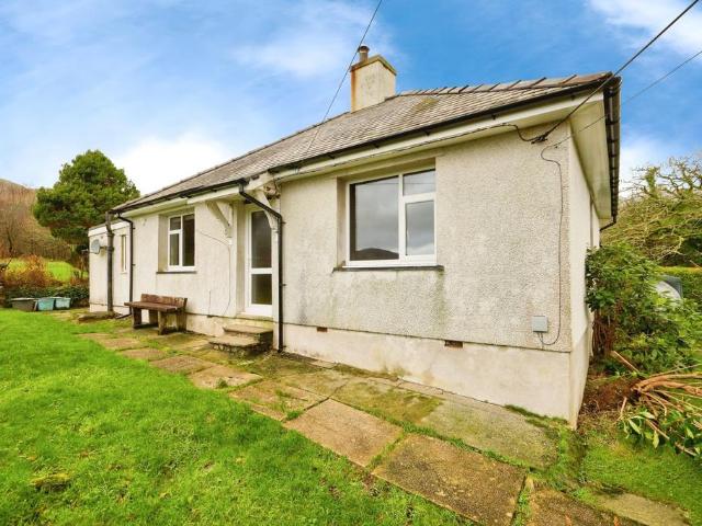 2 bedroom bungalow for sale