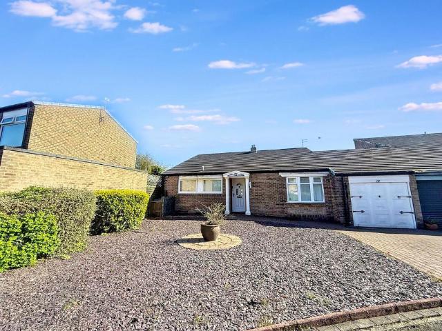 2 bedroom bungalow for sale