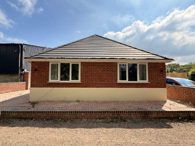 2 bedroom bungalow for sale