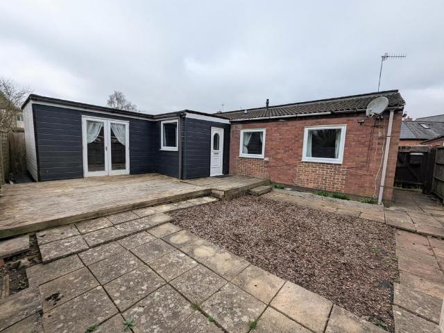 2 bedroom bungalow for sale