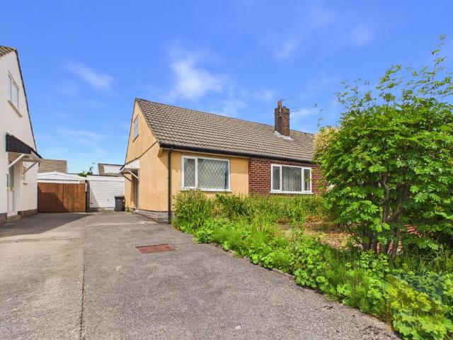 2 bedroom bungalow for sale