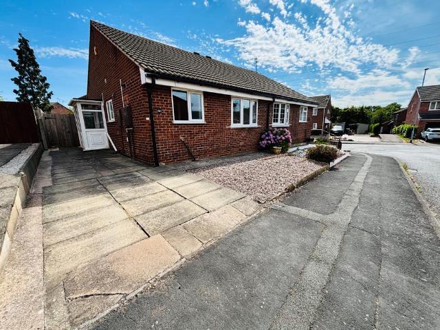 2 bedroom bungalow for sale