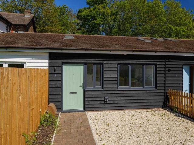 2 bedroom bungalow for sale