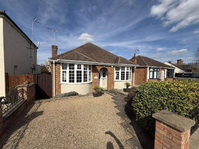 2 bedroom bungalow for sale