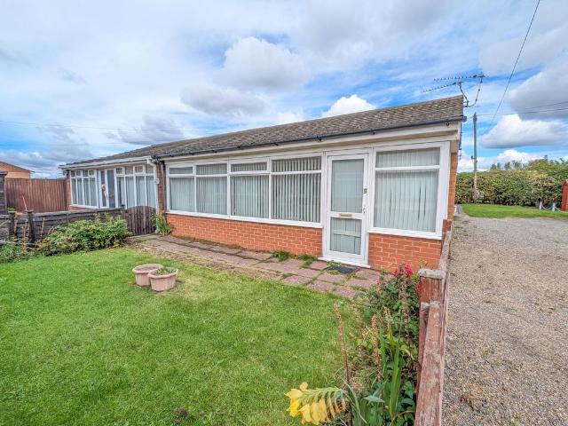 2 bedroom bungalow for sale