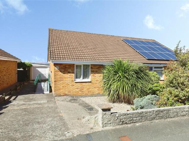 2 bedroom bungalow for sale