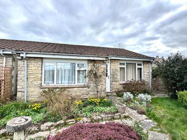 2 bedroom bungalow for sale