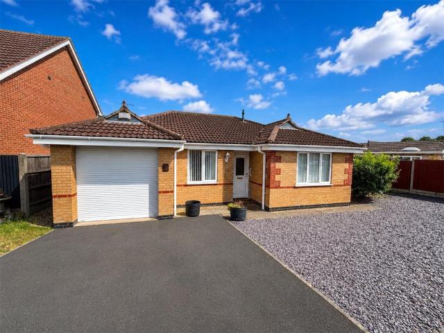 2 bedroom bungalow for sale