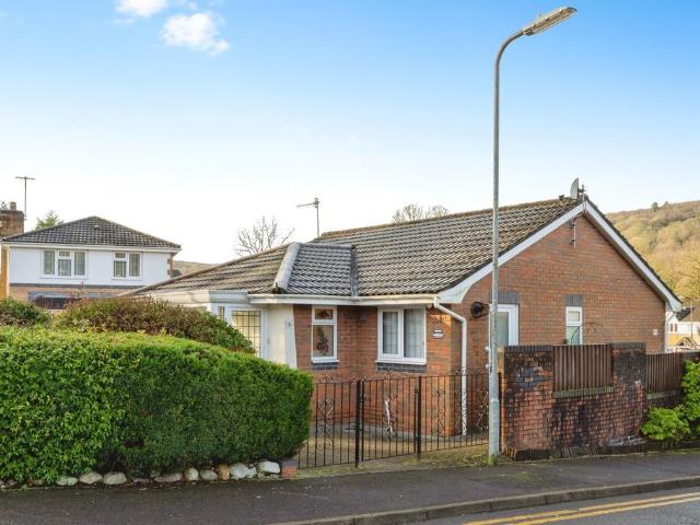 2 bedroom bungalow for sale