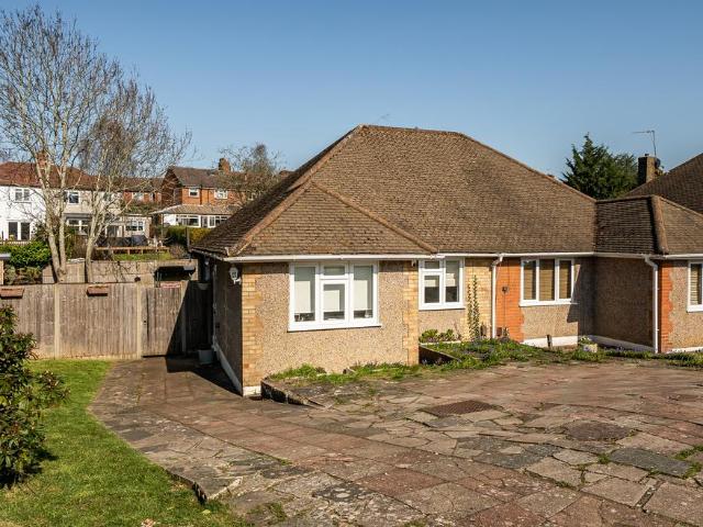 2 bedroom bungalow for sale