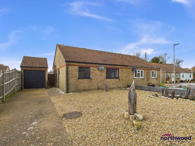2 bedroom bungalow for sale
