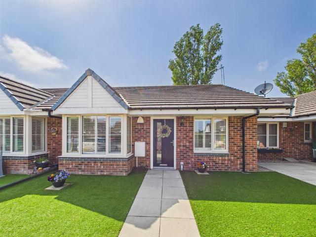 2 bedroom bungalow for sale