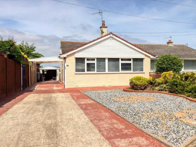 2 bedroom bungalow for sale