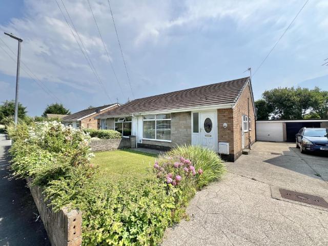 2 bedroom bungalow for sale