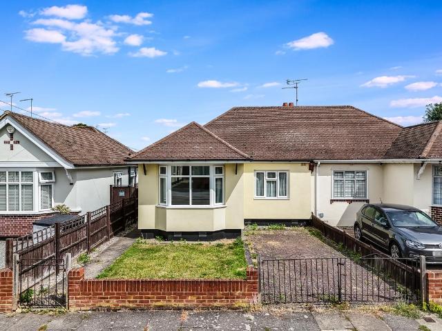 2 bedroom bungalow for sale
