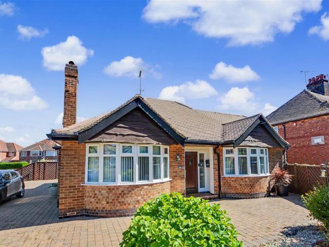 2 bedroom bungalow for sale