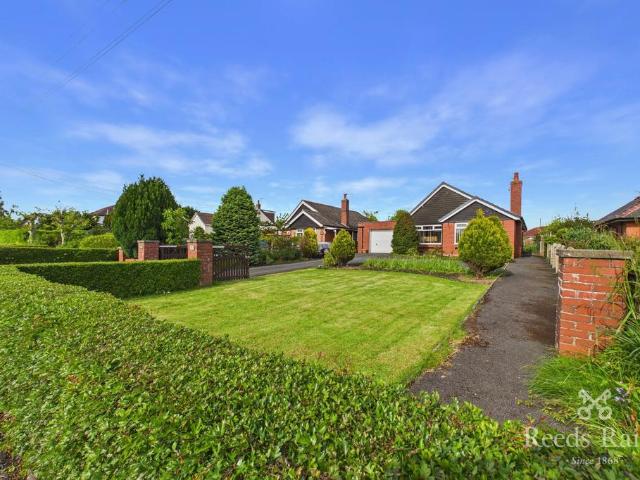 2 bedroom bungalow for sale