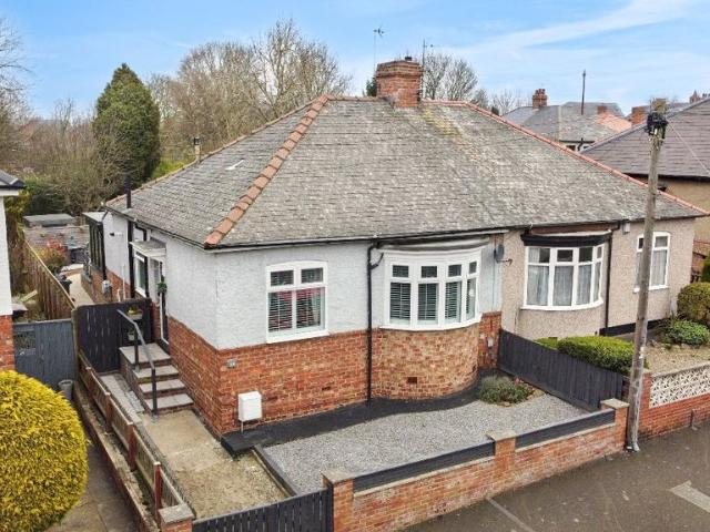 2 bedroom bungalow for sale
