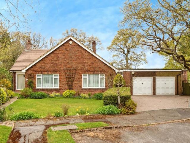 2 bedroom bungalow for sale