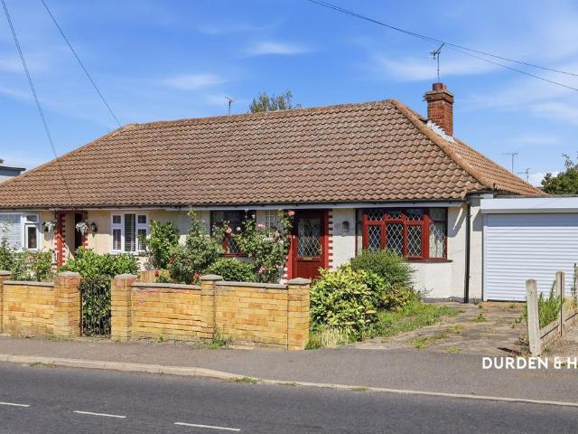 2 bedroom bungalow for sale