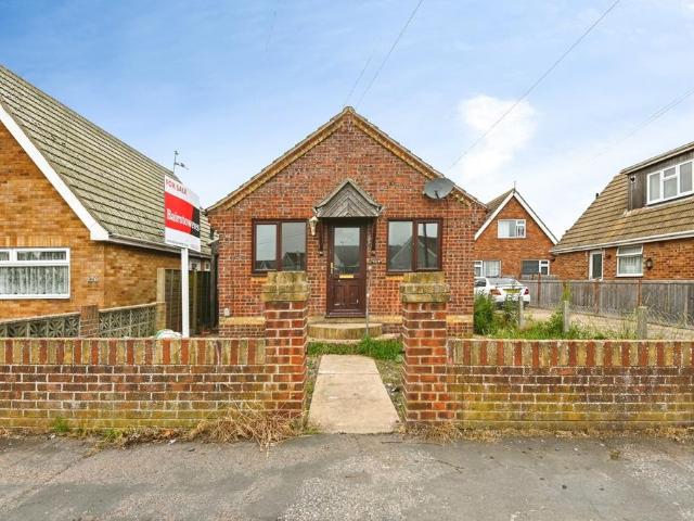 2 bedroom bungalow for sale